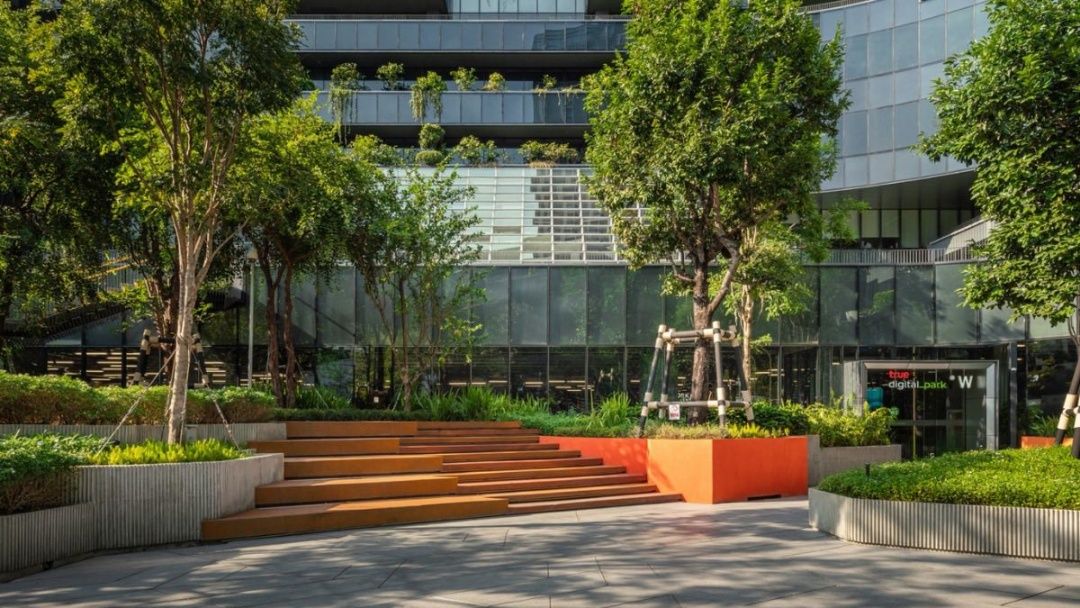 101 Garden at 101 True Digital Park | Friday Bangkok